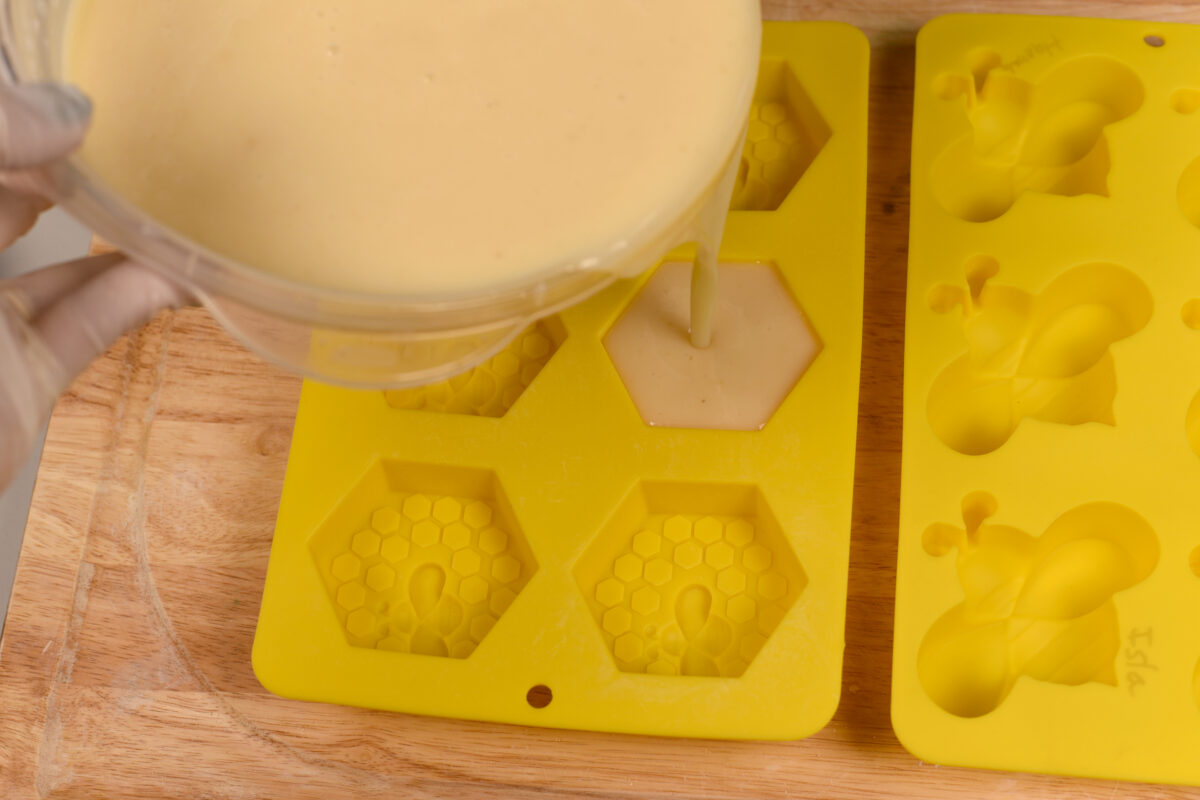 Honey and Oatmeal Cold Process Soap Recipe – Lovin Soap Studio